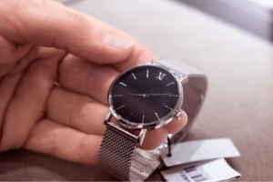 Who Buys Watches Near Me [Map of Buyers + Sellers Guide + FAQ]
