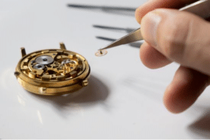 Watch Repair Near Me [Locator Map + Guide + FAQ]